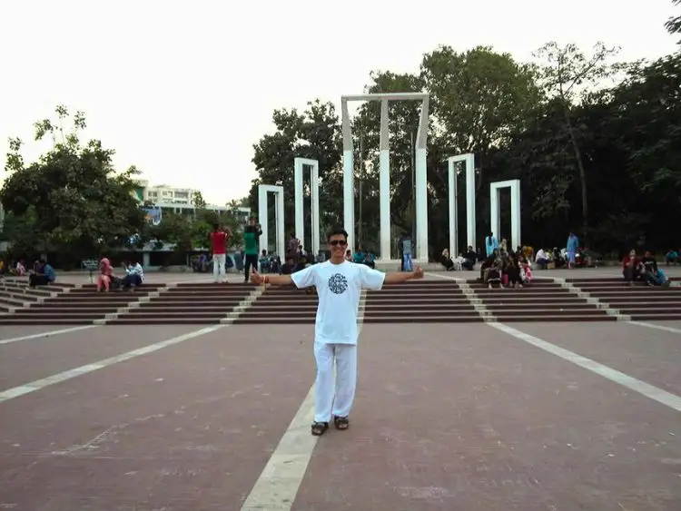 Famous Tours: Shahid Minar, Dhaka | Book Tickets & Tours | 2026